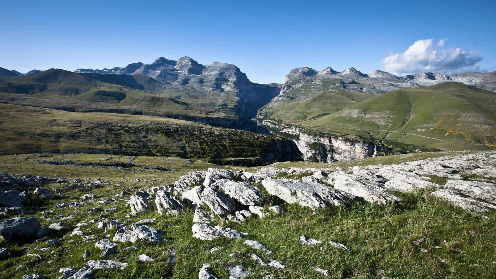 Le bivouac interdit au Parc national d'ordesa et du Mont Perdu | Parc ...